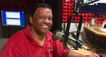 Neil Sedaka: A Lifetime of Music and Resilience – KNCT