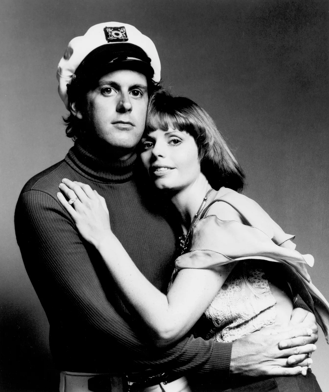 Toni Tennille: The Voice That Defined an Era – KNCT