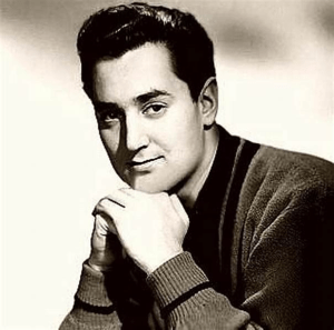 Neil Sedaka: A Lifetime of Music and Resilience – KNCT
